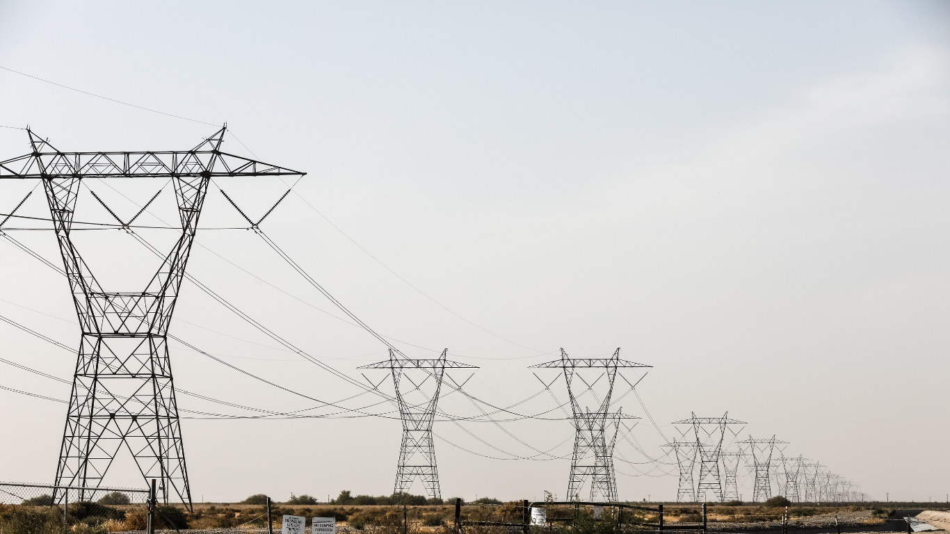 Understanding Non-Essential Electricity Usage and Its Impact - OakTree Power